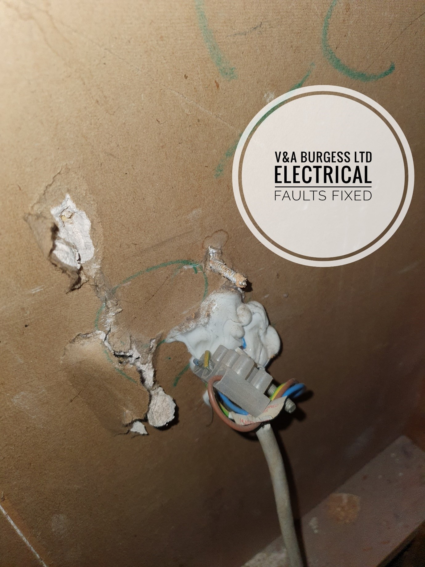 DIY Light Fitting | Electrical Faults Fixed